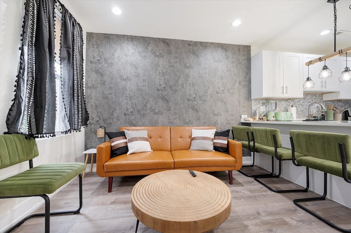 10 Mins To Downtown Luxurious Cozy Boho - Sleeps 5 - Chicago, IL