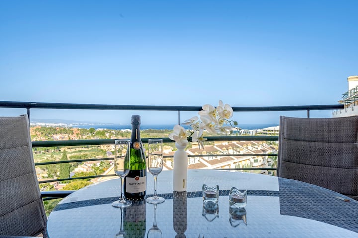 Cozy Apartment Just One Step From Everything - Istán