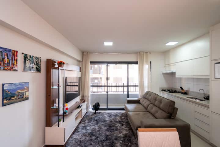 Apt In Cond. W/ Pool In Setor Bueno - Rbn1104 - Goiânia