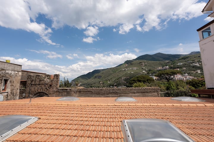 Marisabella Home | Balcony + Fast Wi-fi - Vico Equense