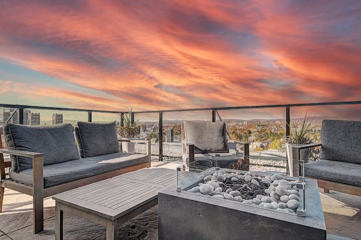 Penthouse,central à Québec, Piscine Chauffée - Quebec City