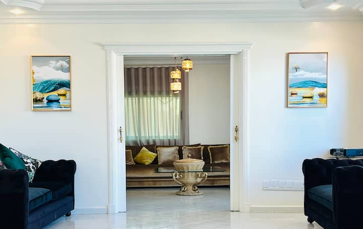 Vue Baie De Tanger : Terrasse, Parking & Plage - Tangier