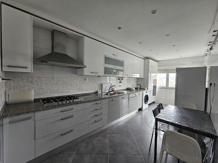 Great Family Stay Apartment! - Odivelas
