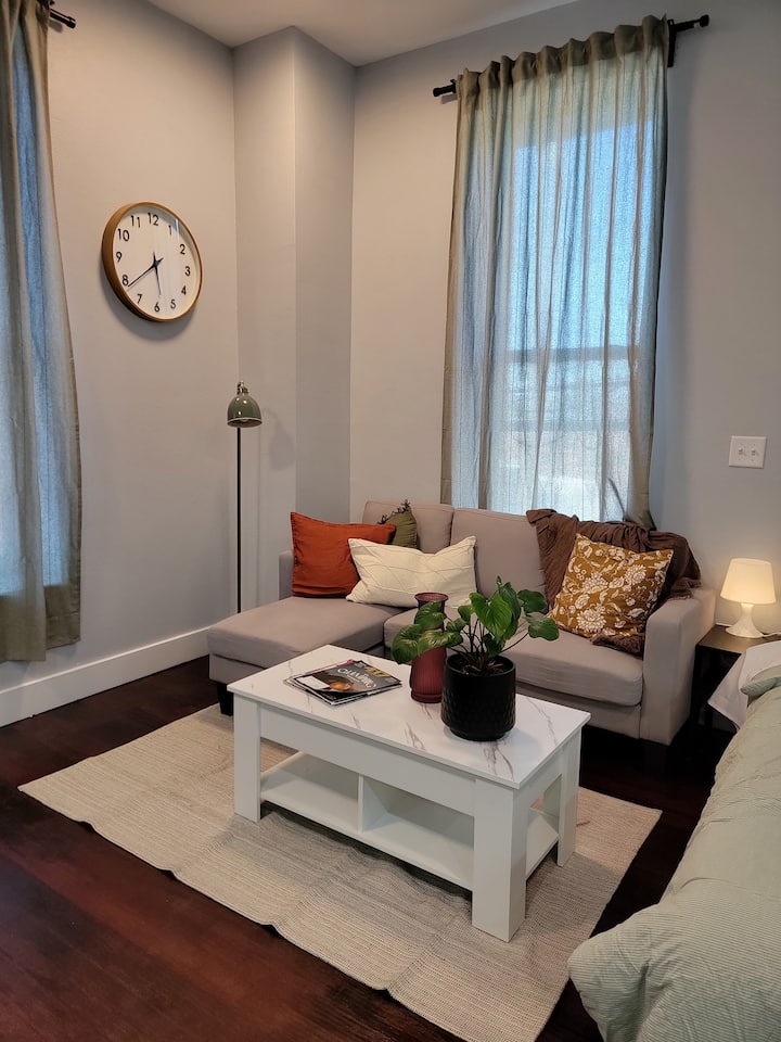 Downtown Studio | Apartment 204 - Aurora, MO
