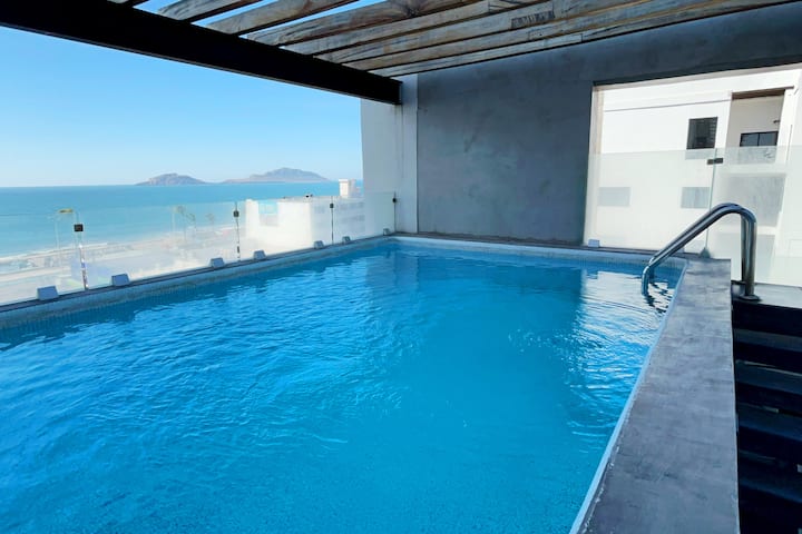 Refugio Con Terraza Y Alberca, A Pasos Del Malecón - Mazatlán