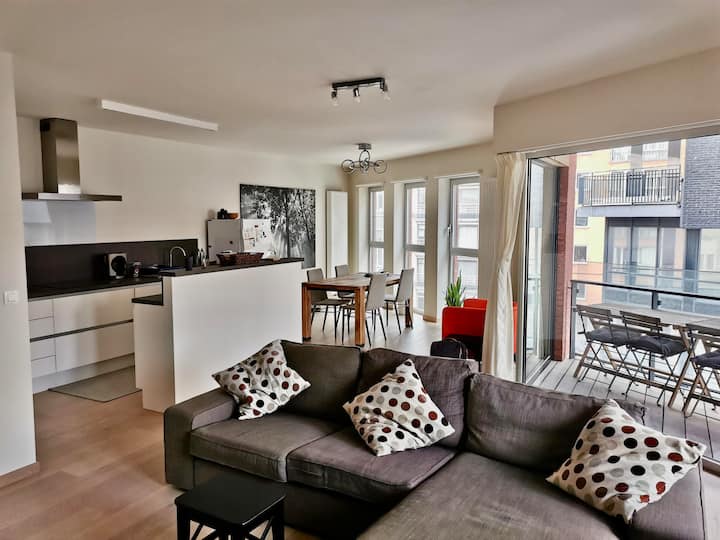 Luminous Apartment Nearby Train Station & Airport - Mechelen