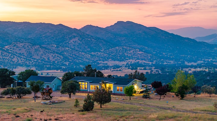 Five Points House. Game Room, Hot Tub, And Views! - Tehachapi, CA