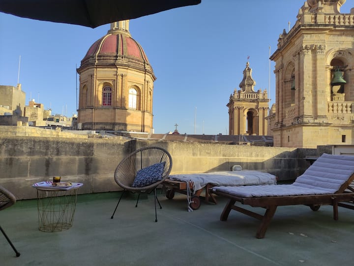 Spacious Flat With Private Terrace In Birgu - La Valeta