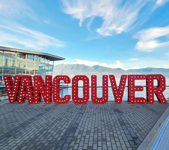 New Bright Modern Guest Suite In Vancouver - Burnaby