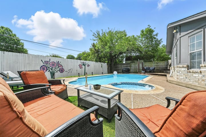 Two Adjacent Houses With Pool Near Dfw And Stadium - Bedford, TX