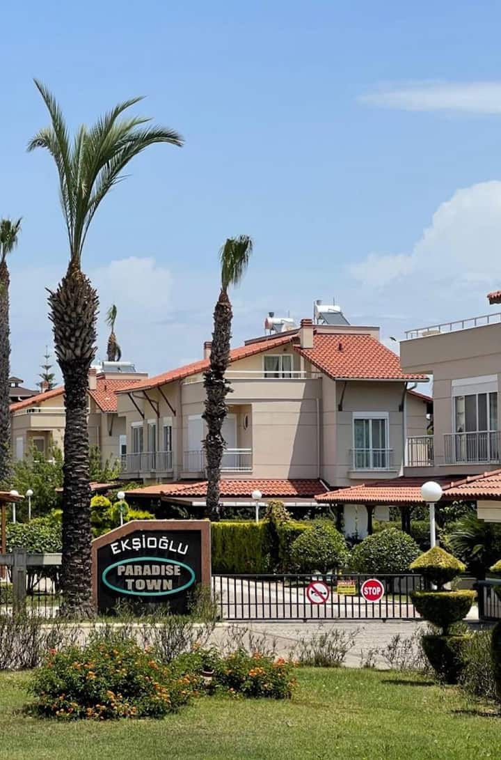 Entire Ekşioğlu Paradise Town Villa In Antalya - Belek