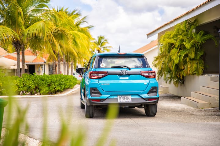 Abc Deluxe Appartementen Met Groot Zwembad - Curaçao