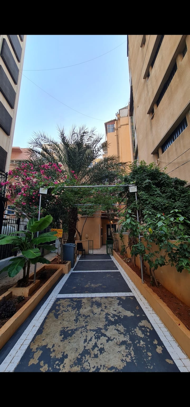 Renovated Apt W/ Electr. & Free Laundry - Beirut