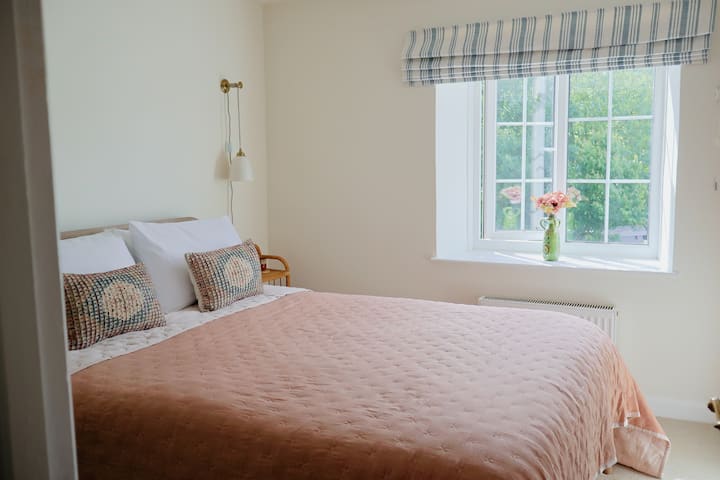 2 Bed Cottage | Beautiful Location Nr River Dart - Totnes