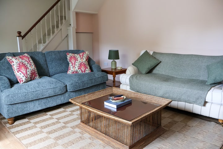 2 Bed Cottage | Beautiful Location Nr River Dart - Totnes