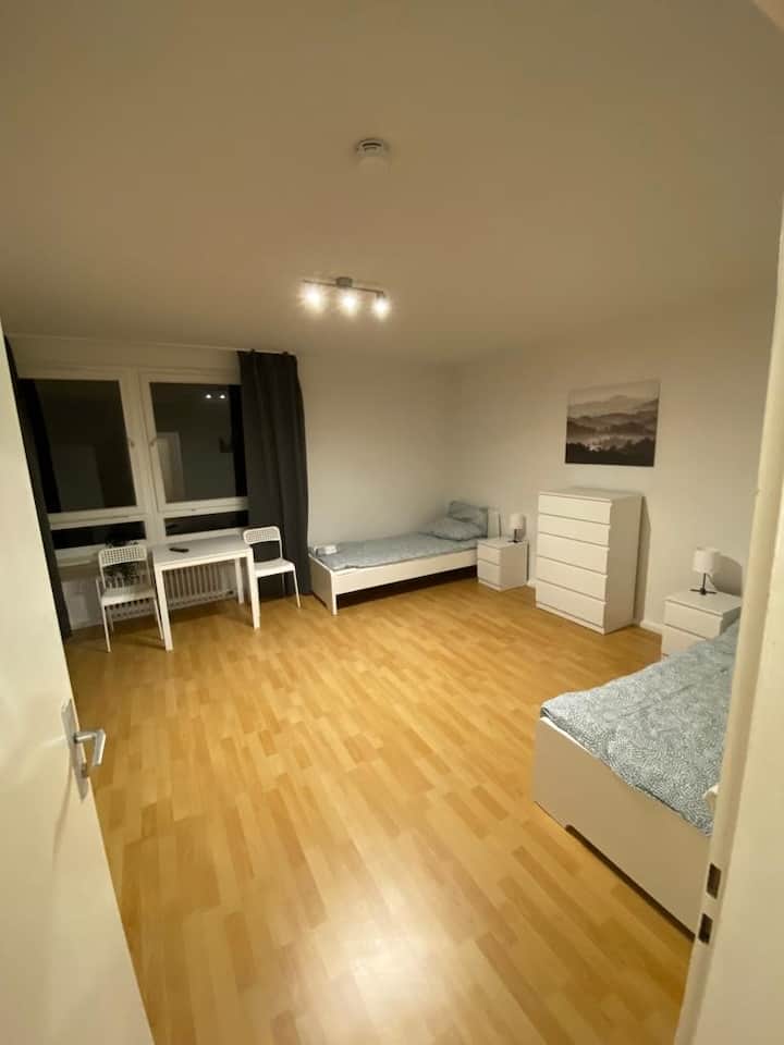 Uk420 Monteurwohnung In Moers - Moers