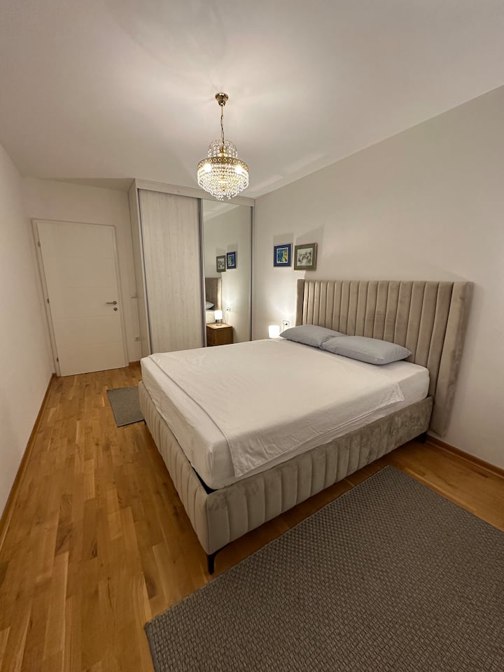 Apt. Nadia | 3min From Old Bridge + Free Garage - Mostar