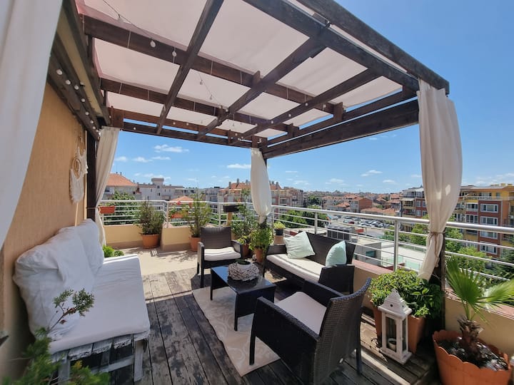 Apartment With A Huge Terrace - Pomorie