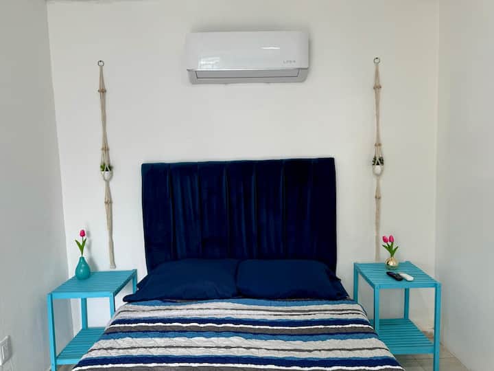 Room In The Zona Dorada, Just A Stone's Throw From The Beach - マサトラン