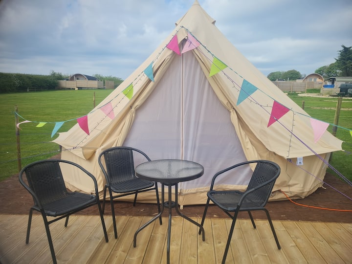 5m Glamping Tent With Hot Tub Option Nr Cayton Bay - Scarborough