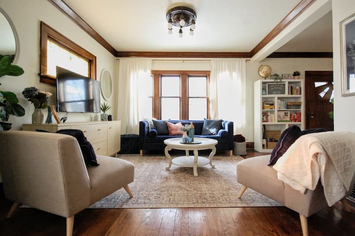 Humboldt Abode Bayview- Easy Access To City & Lake - Milwaukee