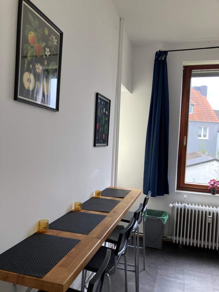Große Handwerkerwohnung In Walle - Bremen