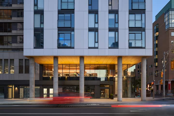 Luxury Spacious Room Downtown - Premium Amenities - Toronto