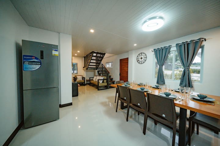 Tagaytay Twin Residences /Plunge Pool (J&j Place) - Tagaytay