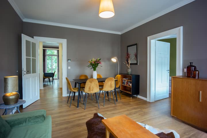 10 Personen- Familien Apartment Mit Küche & Balkon - Leipzig