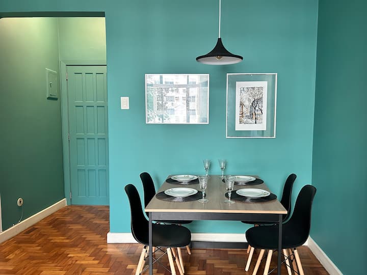 Copacabana 2 Qts:  Confortável Na Quadra Da Praia! - Rio de Janeiro