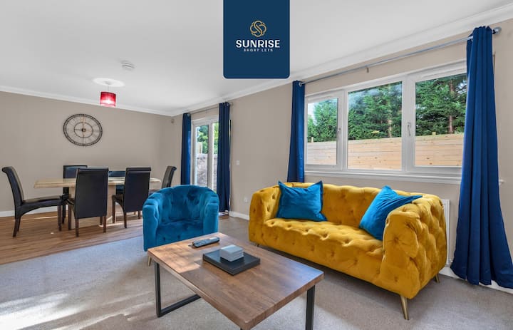Muirton 2 - Invoices Via Sunrise Short Lets Dundee - Dundee