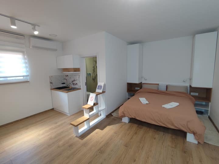 Apartmani Happy House 1 - Belgrade Nikola Tesla Airport (BEG)