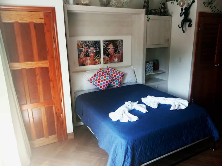 Gecko"loft"bungalow*free Shuttle - Belize