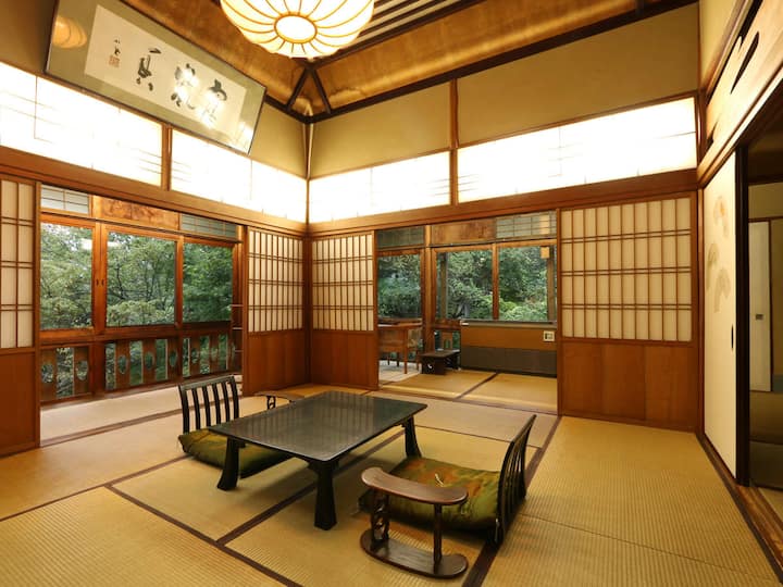 【Historic Architecture Inn】sode/3ppl - 요로조