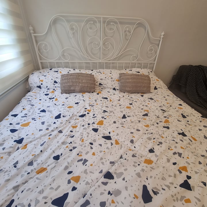 「Cozy Corner」@ Cheer SM Marilao - 借りられるB&B/民宿/ペンション - マリラオ、中部ルソン、フィリピン ...