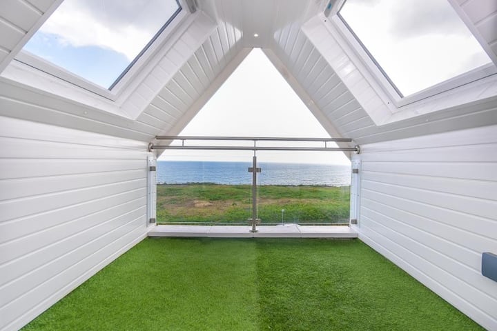 Bournecoast: Clifftop Apartment - Sea Views-fm6184 - Highcliffe