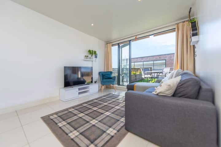 Stylish Penthouse Duplex In Galway City - Galway