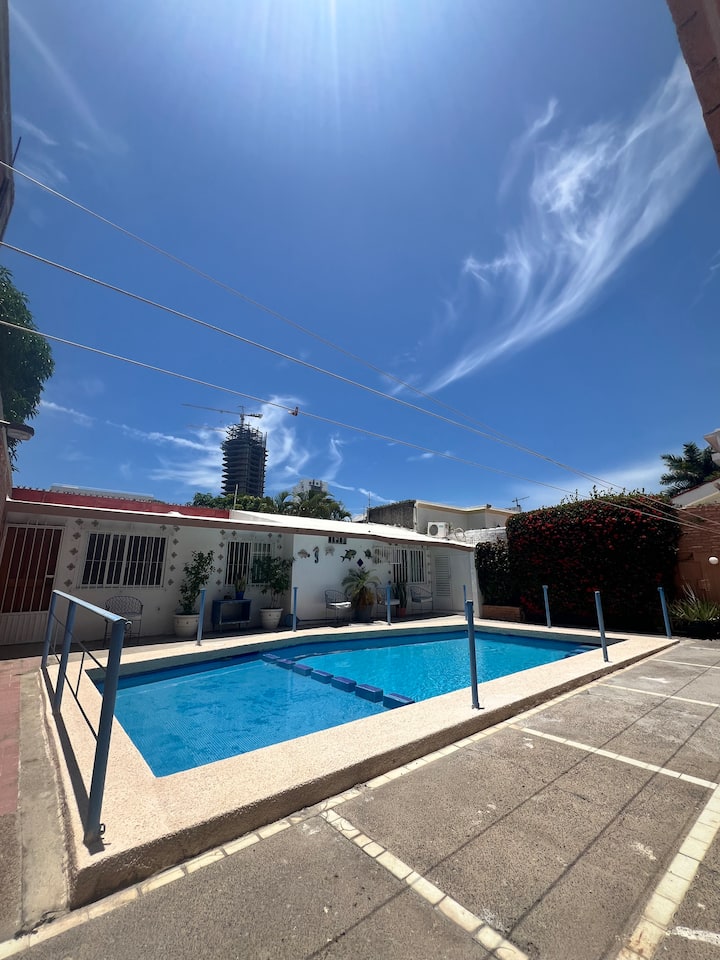 Casa Noventera Con Alberca A 4 Cuadras De Malecón - Mazatlan