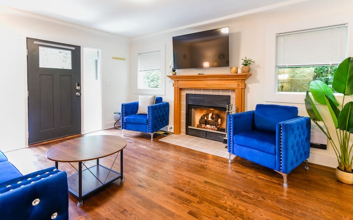 Classy Cozy - 2br & Patio - New Listing Discount! - Seattle