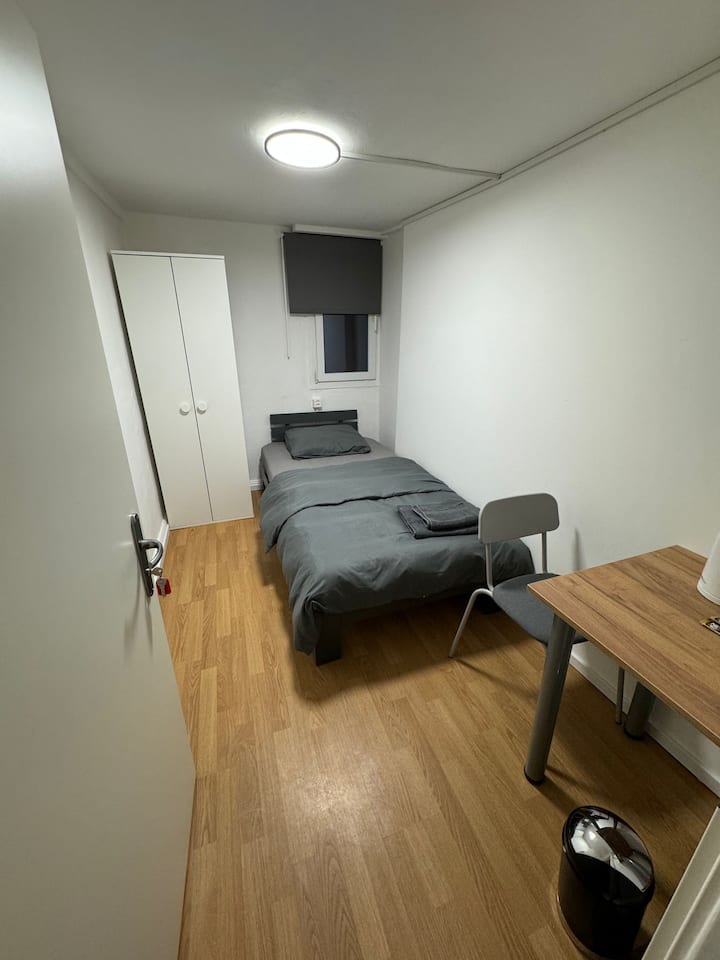 Kleines Schönes Zimmer - Zurich, Switzerland