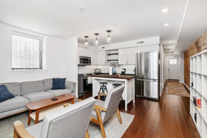 Urban Pied à Terre For You! - Washington Navy Yard, DC