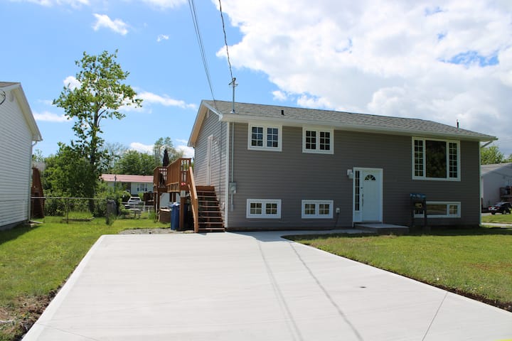 The Regisangis Home With Ac - Halifax