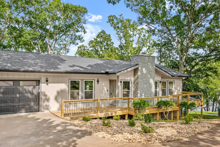 Luxury Beds-hot Tub-fire Pit-lake Access-game Room - Bella Vista, AR