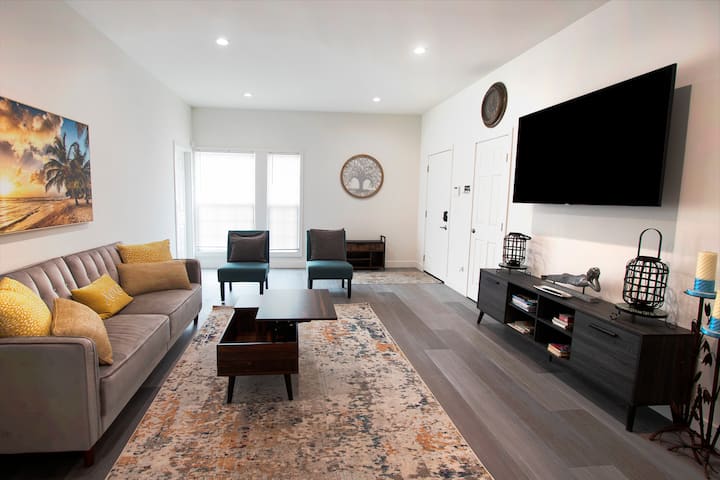 Chic 5br Home Near K-town, Hollywood & Dtla - Beverly Hills, CA