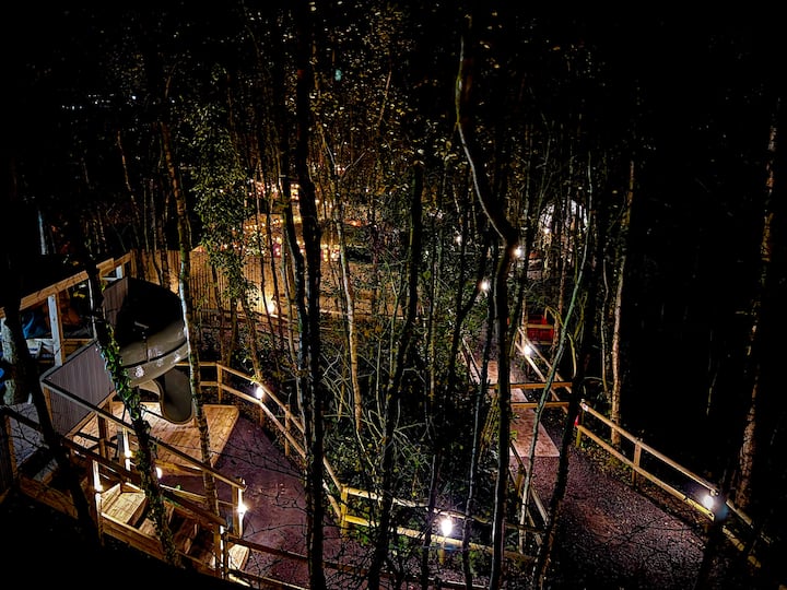 The Tree Tops @The Secret Garden - Reino Unido