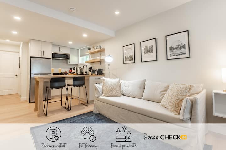 Mtl Oasis | Parking Privé | Stylé Et Pratique - Montreal