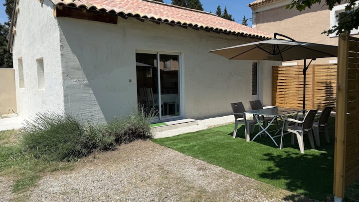 Maison Indépendante Dans Mas Provençal - Avignon
