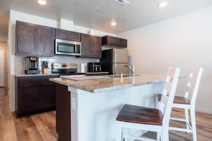 West Albany Townhouse - Pasco, WA