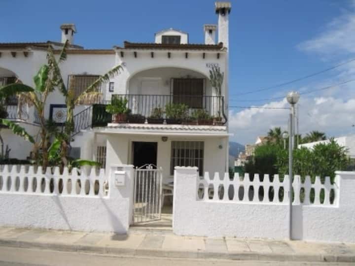 Bas De Villa De Plein Pied Avec Grande Terrasse - Oliva