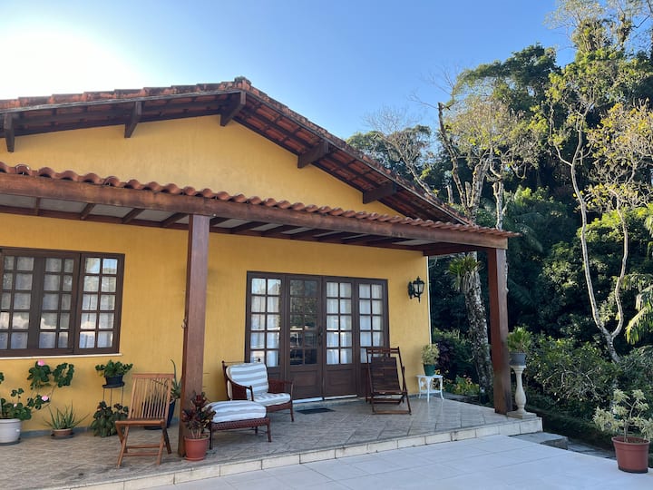 Charming House With Excellent View To Comary Lake - Teresópolis